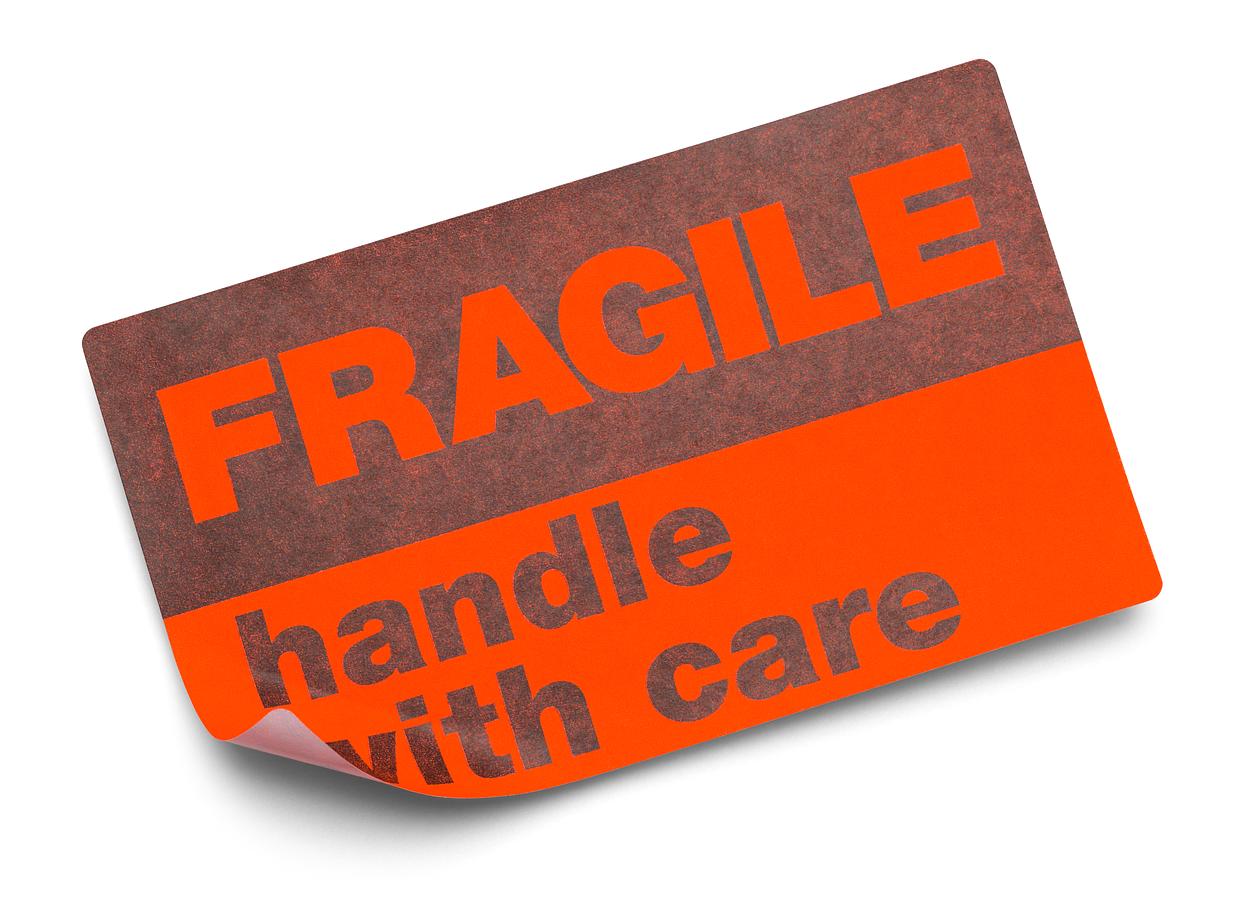 7 Expert Solutions for Common Custom Vinyl Sticker Problems (Peeling,